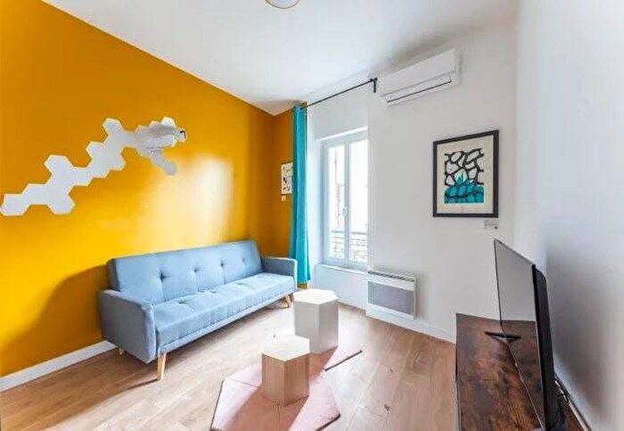 Appartement à louer - Saint Lazare, Marseille ème arrondissement - 2 pièces - 1 chambre