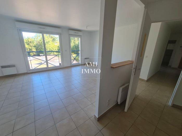 Appartement 3 pièces à Igny, à louer
