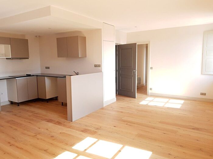 Appartement à louer - Bergerac, Centre-ville - 2 pièces - 1 chambre