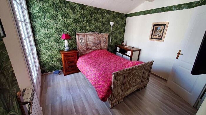 Appartement à louer - Ouest, Châteaurenard - 4 pièces - 3 chambres