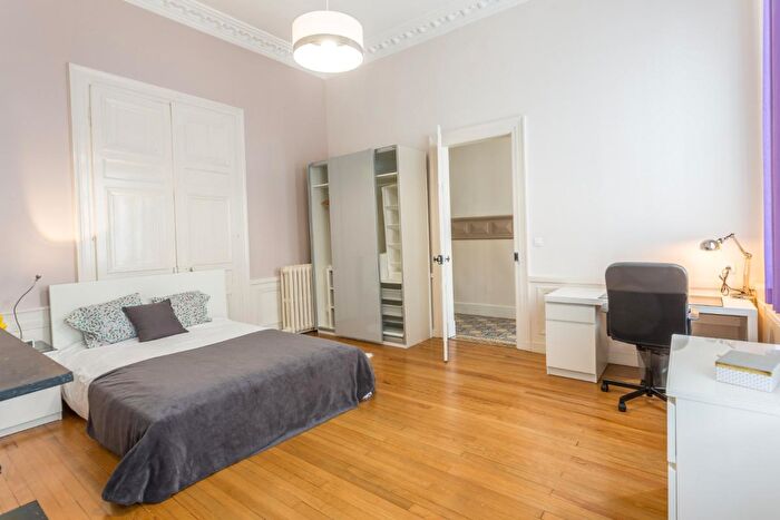 Appartement 1 pièce à Amiens, Centre-ville, à louer