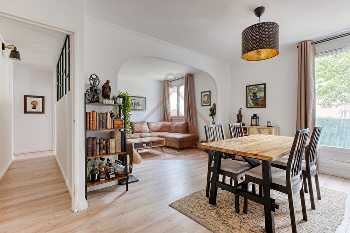 Appartement 5 pièces à vendre - Villejuif, Epi d'Or, Lozaits, Lilas