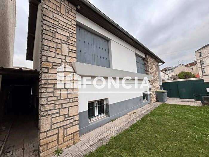 Maison à louer - Gare, Arnouville - 3 pièces - 3 chambres