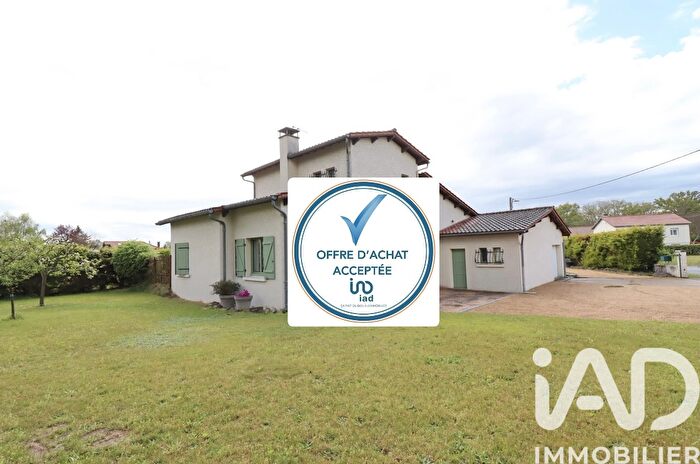 Maison à vendre - Lezoux - 5 pièces - 3 chambres