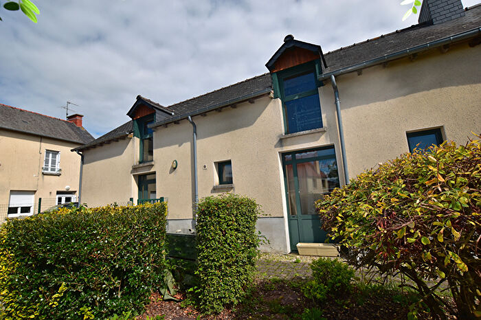 Maison à vendre - Saint-Méen-le-Grand - 1 pièce - 1 chambre