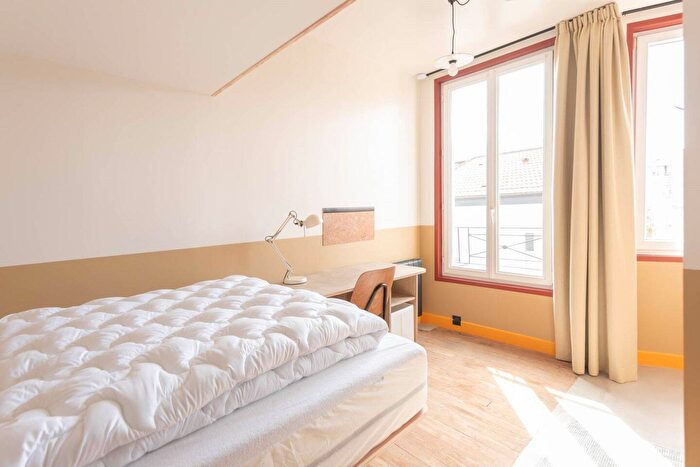 Appartement à louer - Buttes Aux Cailles-Glacière, Paris ème arrondissement - 9 pièces - 9 chambres