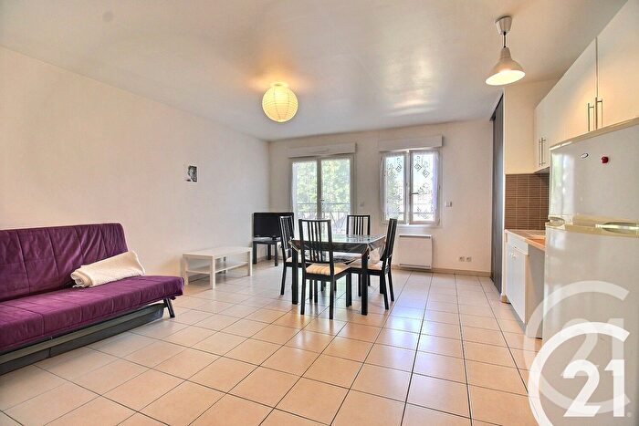 Appartement à louer - Cavaillon, Centre-ville - 1 pièce