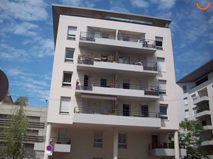 Appartement à louer - Valmy, Lyon ème arrondissement - 2 pièces - 1 chambre