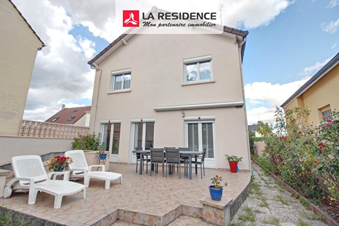 Maison 6 pièces à Conflans-Sainte-Honorine, Chennevières, à vendre