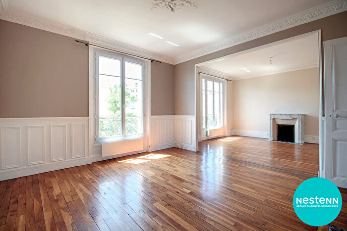 Appartement à louer - Bourg-la-Reine, Centre-ville - 3 pièces - 2 chambres