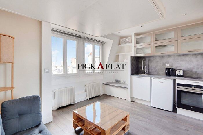 Appartement à louer - Porte Dauphine, Paris ème arrondissement - 1 pièce