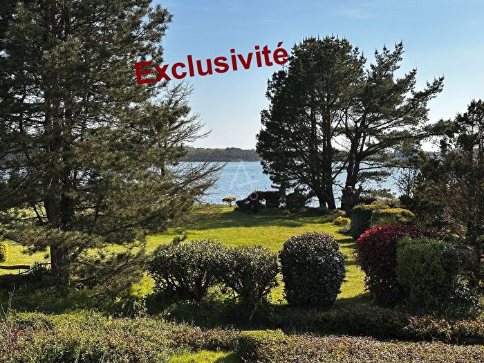 Maison à vendre - Locoal-Mendon - 10 pièces - 5 chambres