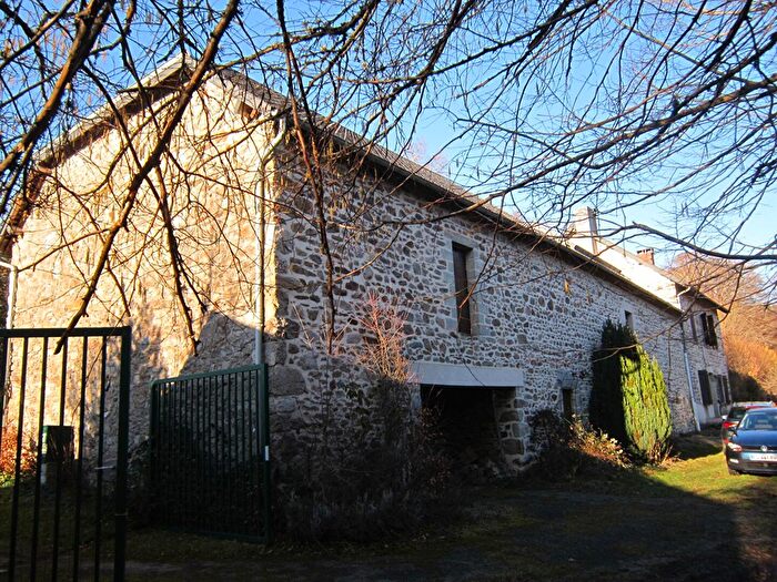 Maison 7 pièces à Le Mas-d'Artige, à vendre