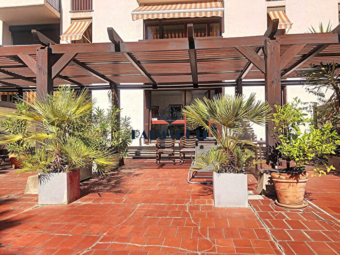 Appartement à vendre - Perpignan, Saint-Jacques - 4 pièces - 2 chambres