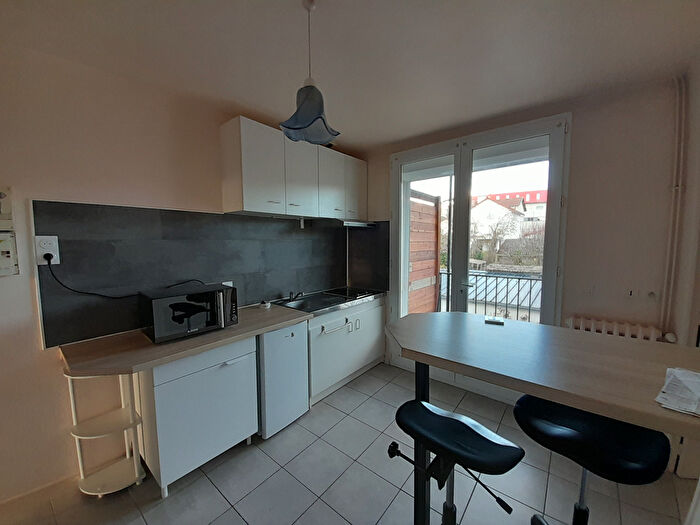Appartement à louer - Aurillac, Stade, Alouettes, Massigoux - 2 pièces - 1 chambre