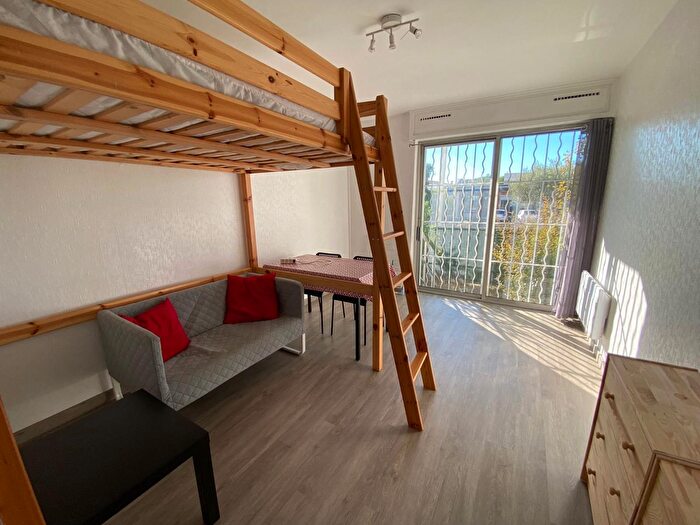 Montpellier, Hôpitaux, Facultés : Appartement 1 pièce à louer