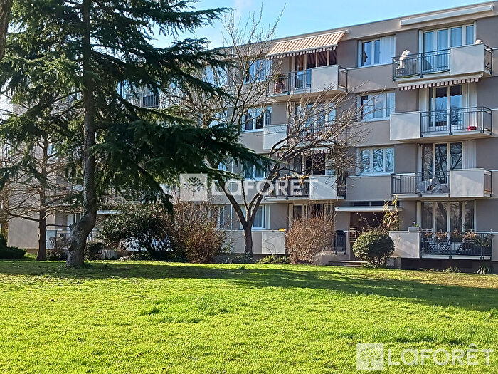 Appartement à vendre - Le Plessis-Trévise, Marbeau, Coeuilly - 3 pièces - 2 chambres