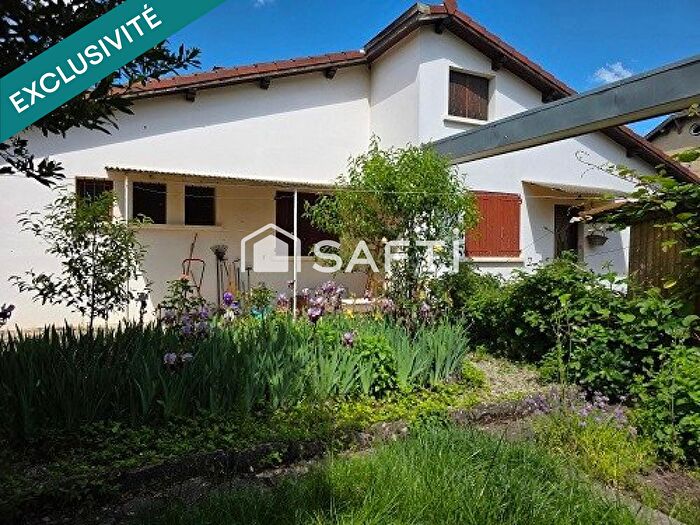 Bourgoin-Jallieu, Pré-Bénit, Quais : Maison 10 pièces à vendre