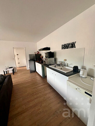 Appartement 3 pièces à Niort, Centre-ville, à louer