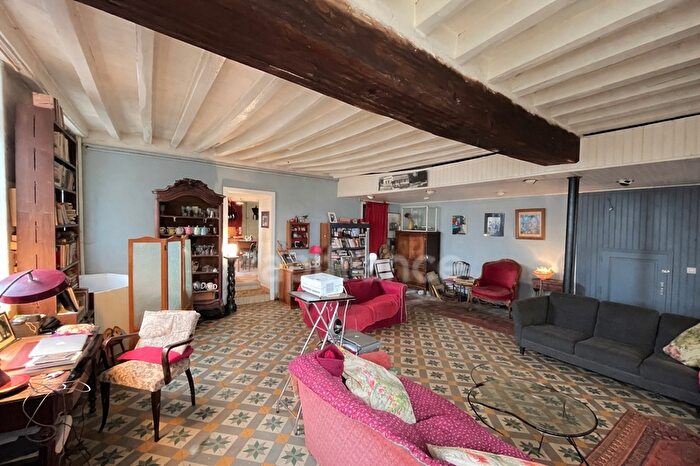 Maison à vendre - Treigny - 7 pièces - 6 chambres