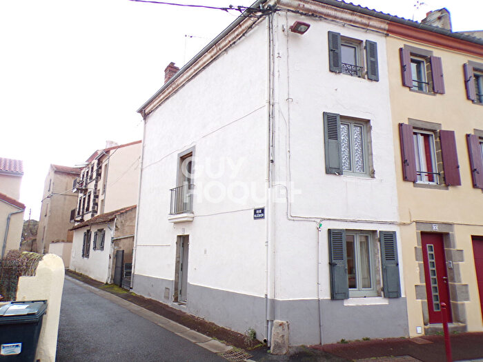 Maison à vendre - Langeac - 4 pièces - 3 chambres