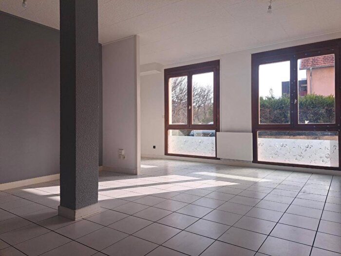 Appartement à louer - La-Fauconniere, Seyssinet-Pariset - 3 pièces - 2 chambres