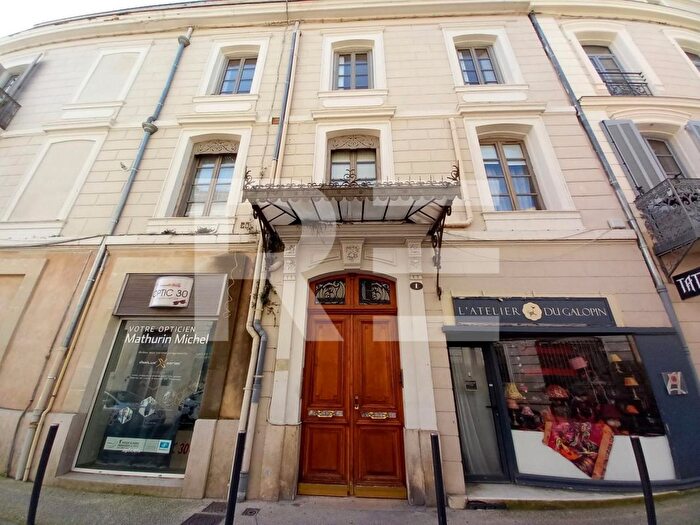 Appartement à vendre - Nîmes, Placette - 2 pièces - 1 chambre