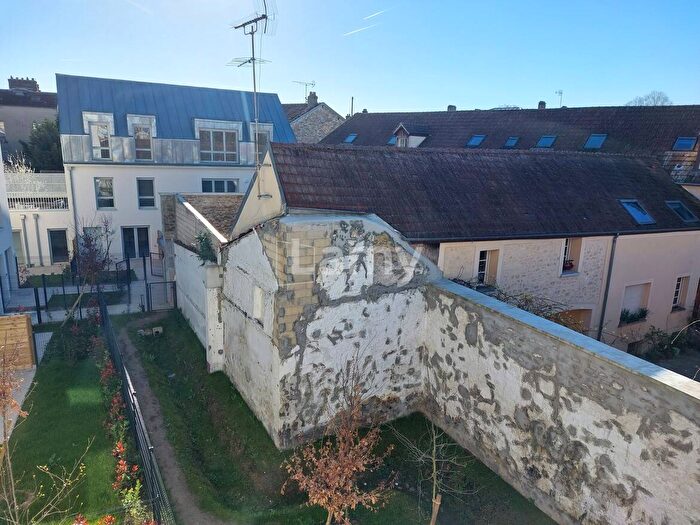 Appartement à louer - Gare, Mantes-la-Jolie - 4 pièces