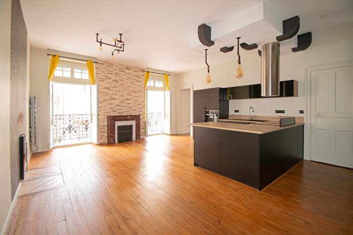 Appartement 3 pièces à vendre - Pau, Centre-ville