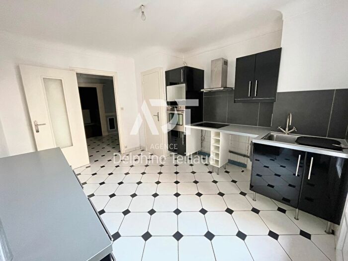 Appartement à louer - Grenoble, Eaux-Claires, Mistral - 3 pièces - 2 chambres