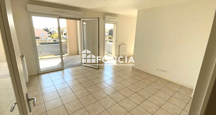 Appartement 3 pièces à louer à Centre, Décines-Charpieu