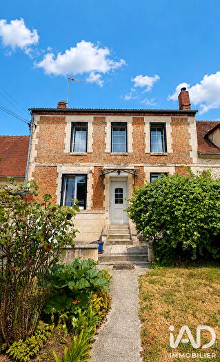 Maison 6 pièces à Noailles, à vendre