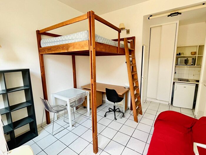 Appartement à louer - Henriville, Amiens - 1 pièce