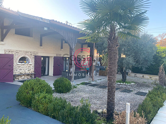 Maison à vendre - Salles - 9 pièces - 6 chambres