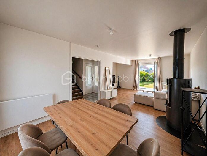 Maison à vendre - Fleury-les-Aubrais, Lignerolles, Jabotte, Hartière, Bicharderies, Herveline - 5 pièces - 3 chambres