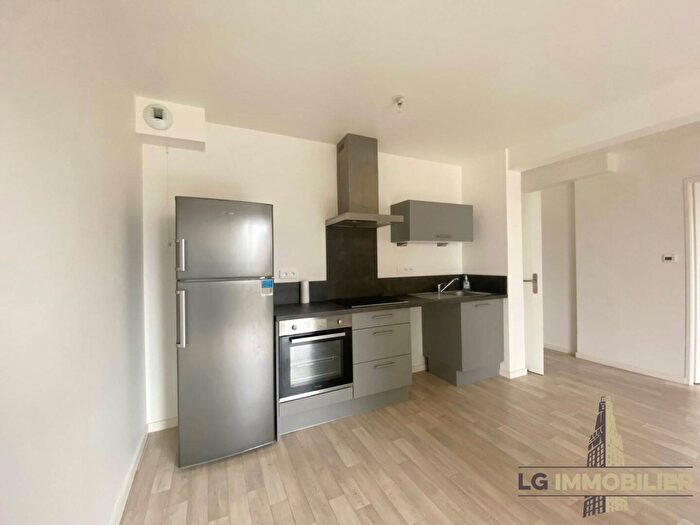 Appartement à louer - Amiens - 3 pièces - 2 chambres