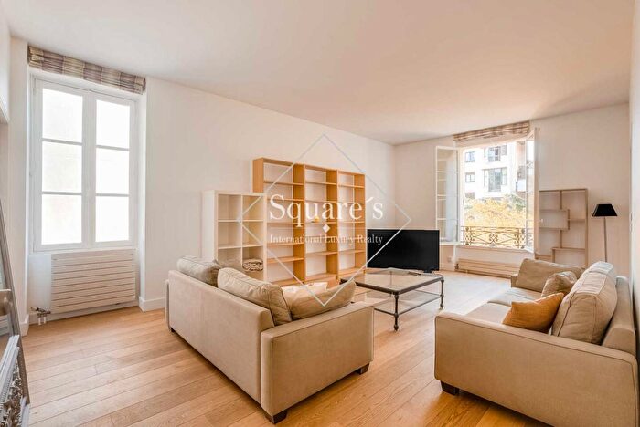 Neuilly-sur-Seine, Saint-James, Madrid : Appartement 5 pièces à vendre