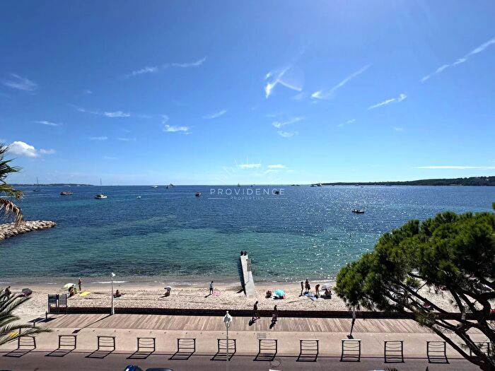 Appartement à vendre - Cannes, Pointe Croisette - 4 pièces - 3 chambres