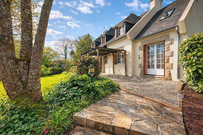 Maison à vendre - Le Drennec - 7 pièces - 5 chambres