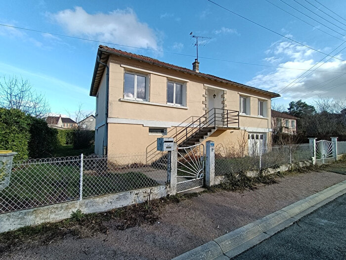 Maison à vendre - Saint-Pourçain-sur-Sioule - 5 pièces - 3 chambres