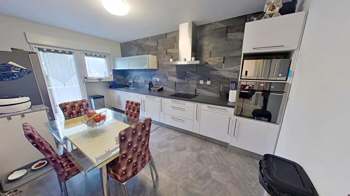 Appartement à vendre - Habsheim - 4 pièces - 2 chambres