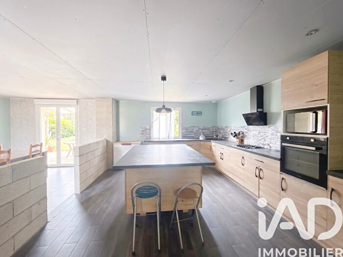 Maison 6 pièces à vendre à Villethierry