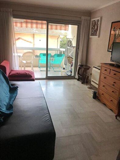 Appartement à louer - Croix des Gardes, Cannes - 2 pièces - 1 chambre