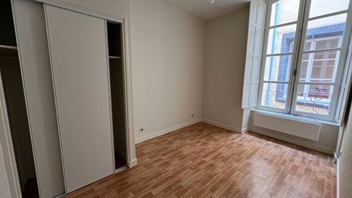 Appartement à louer - Clermont-Ferrand, Delille, Cathédrale, La Gare - 2 pièces - 1 chambre