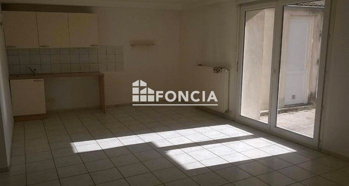 Billiat : Appartement 2 pièces à louer