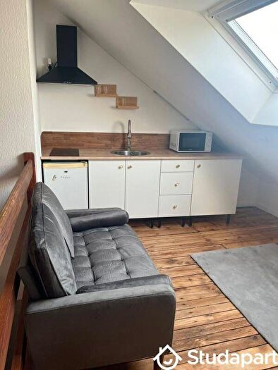 Appartement 1 pièce à louer - Cheminots-Acacias-Faubourg de Lille, Valenciennes