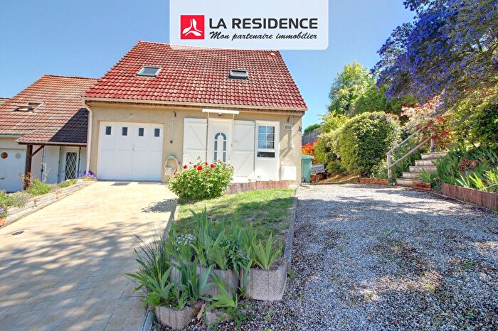 Maison 5 pièces à Mantes-la-Ville, Domaine de la Vallée, à vendre