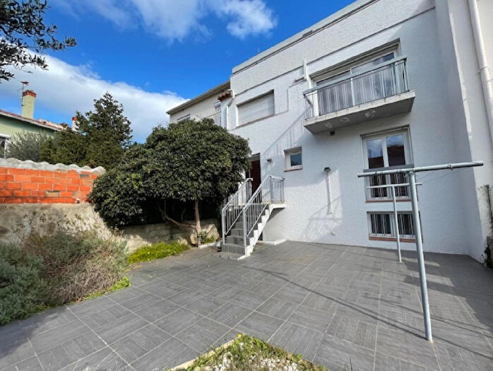 Perpignan, Las Cobas : Maison 8 pièces à vendre