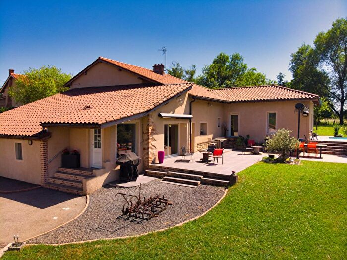 Châtillon-sur-Chalaronne : Maison 5 pièces à vendre