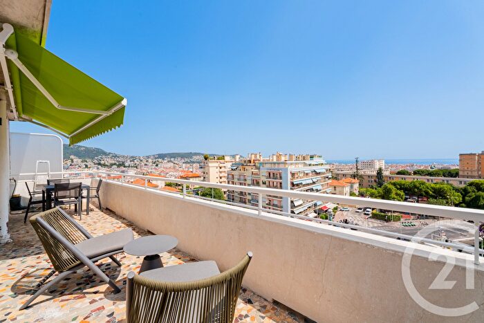 Nice, Saint-Philippe, Estienne dOrves - Appartement 4 pièces à vendre
